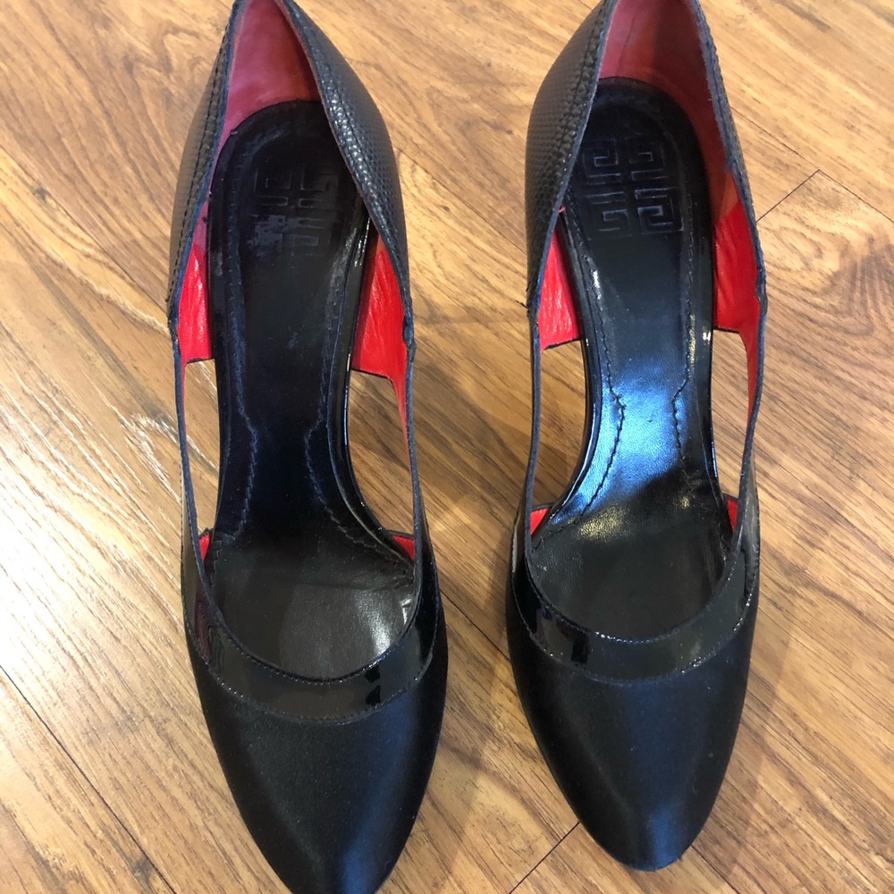 Givenchy Satin And Leather Kitten Heel Pump - Gem